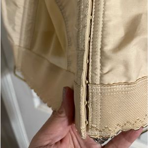 exquisite design | Intimates & Sleepwear | Full Coverage Bra 42 C ...